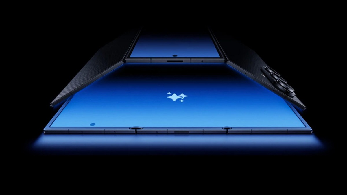 A Samsung első háromba hajtható telefonja brutális árat kapott